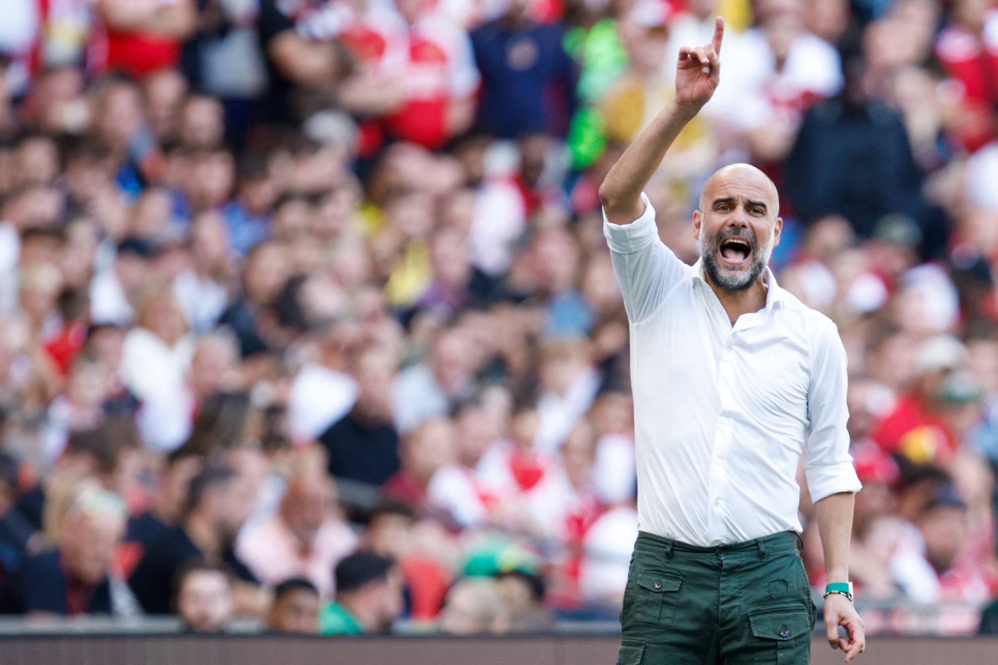 Guardiola: "Si cada vez que hay un gol añaden tiempo, mañana a las 9 ...