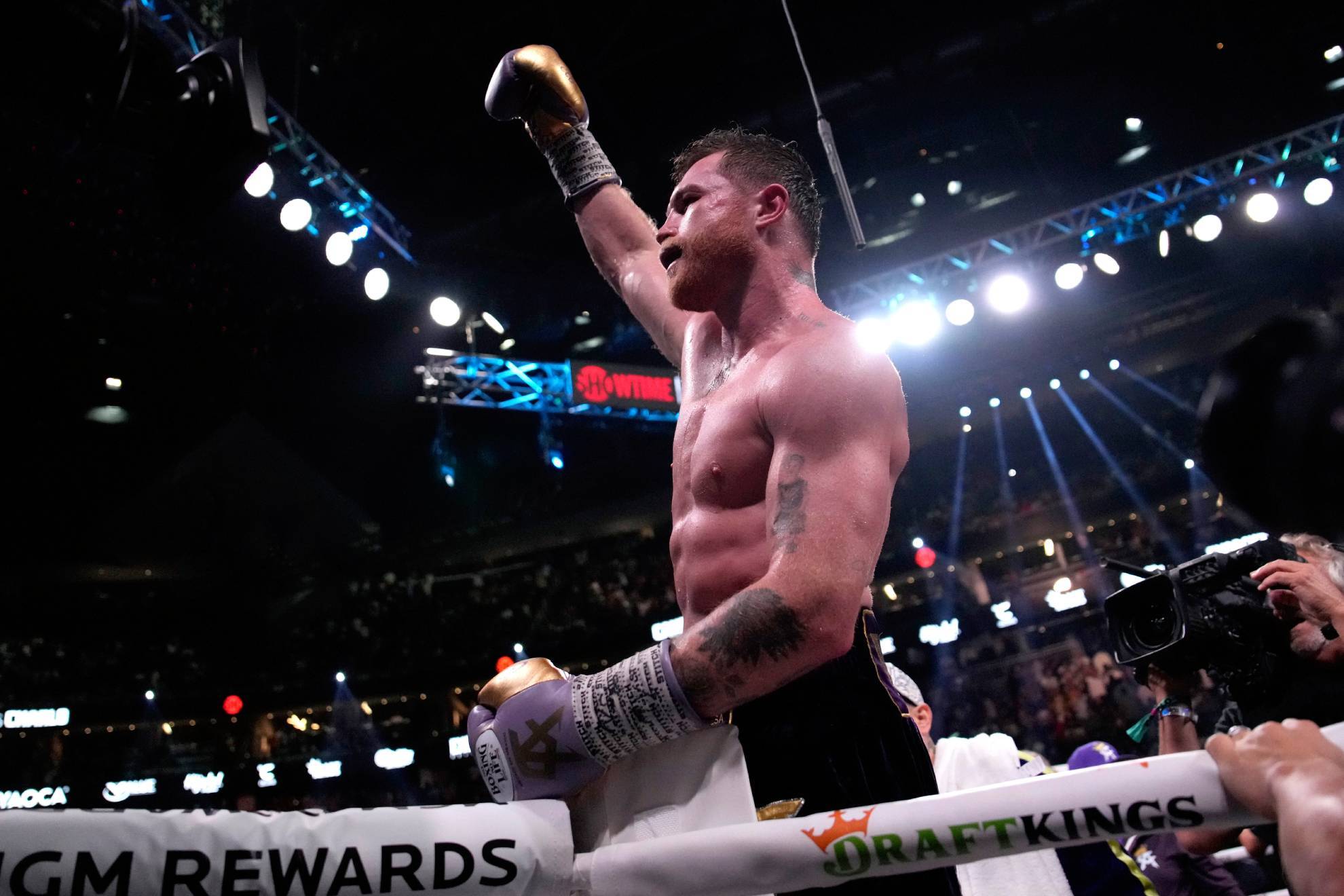 Saúl Álvarez festeja su victoria 60 en el boxeo: "A este Canelo nadie ...