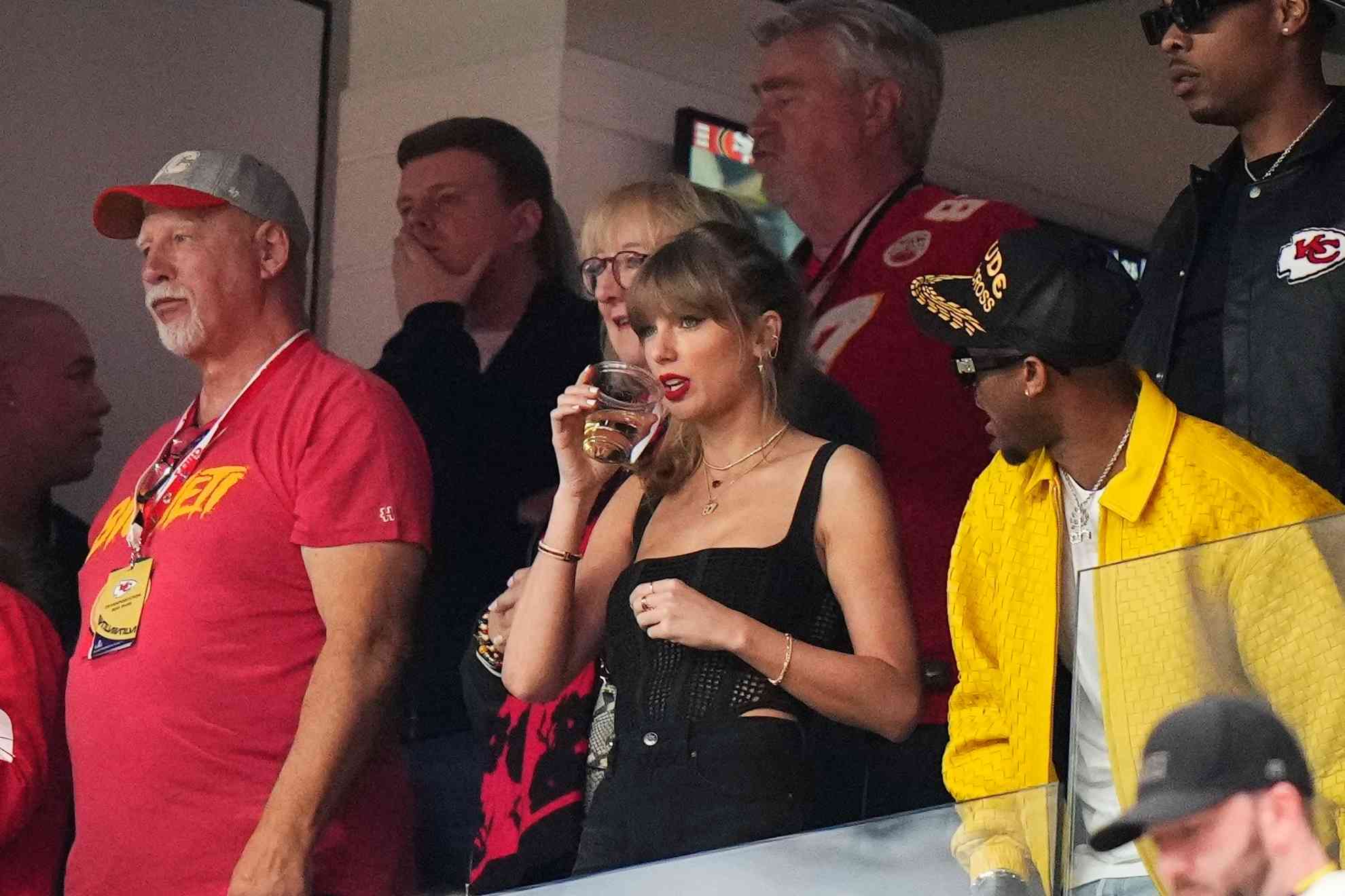 Taylor swift: así vive la cantante el super bowl... | MARCA.com