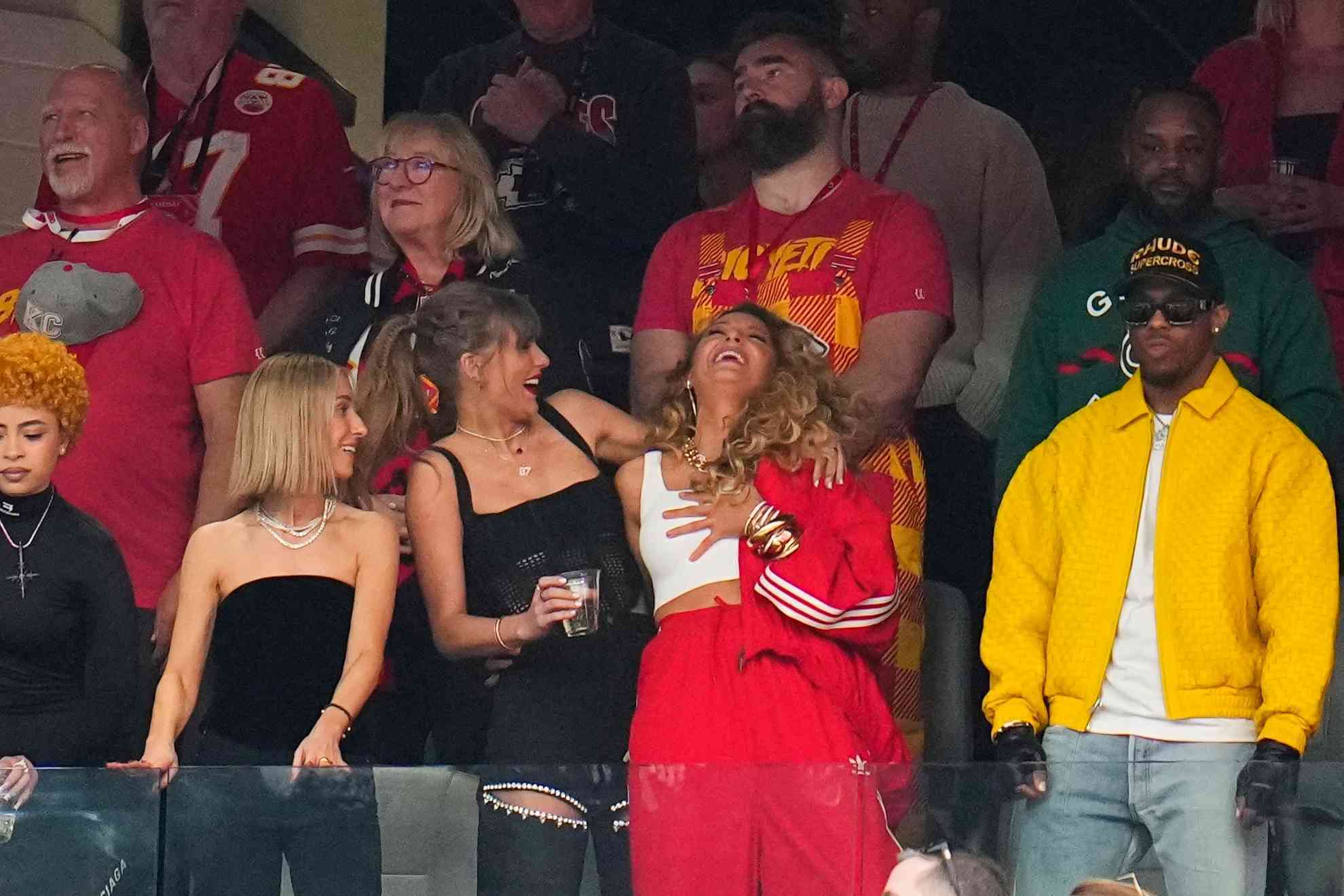 Taylor swift: así vive la cantante el super bowl... | MARCA.com