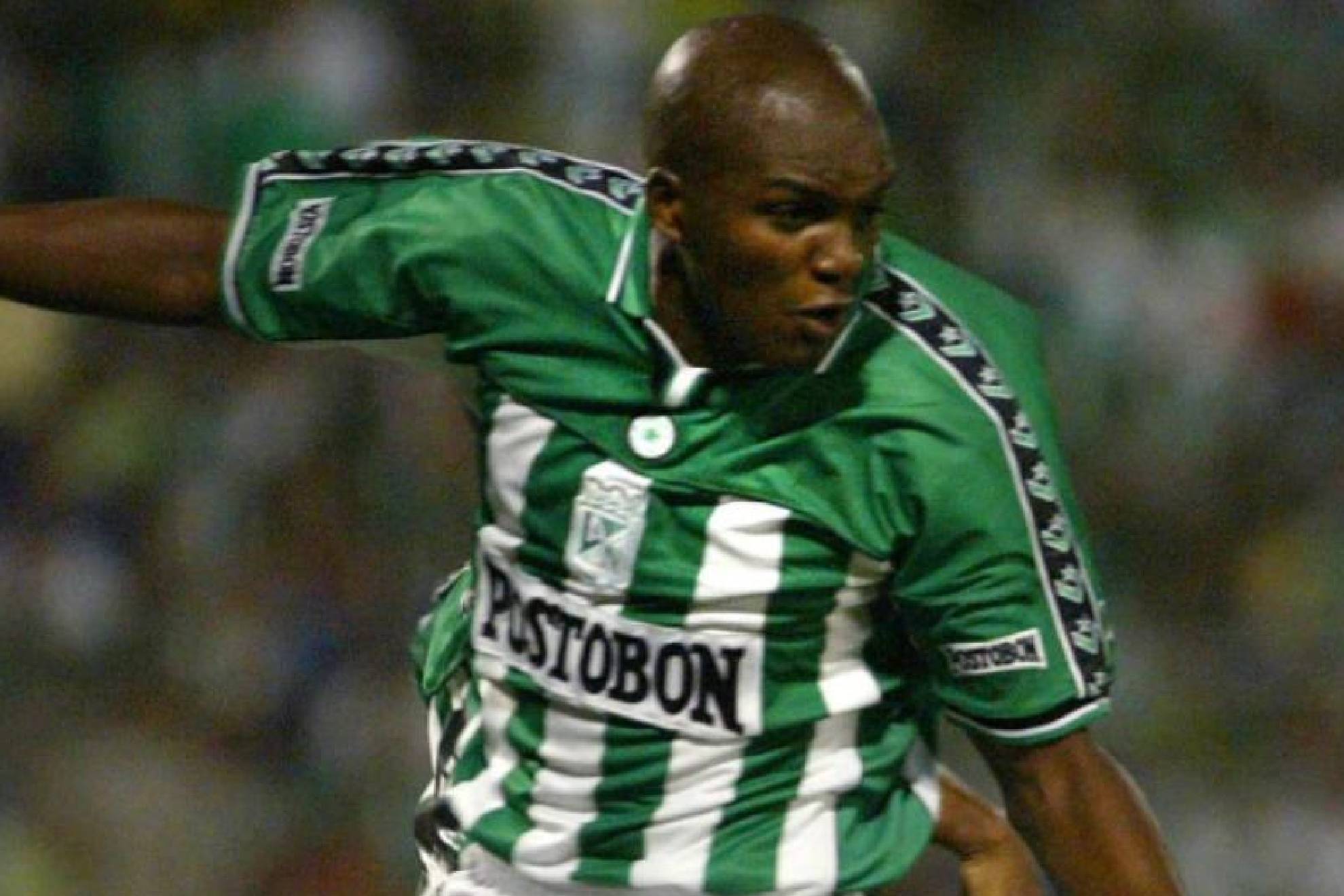 Aquivaldo Mosquera, ex compañero de Efraín Juárez en América, habla ...