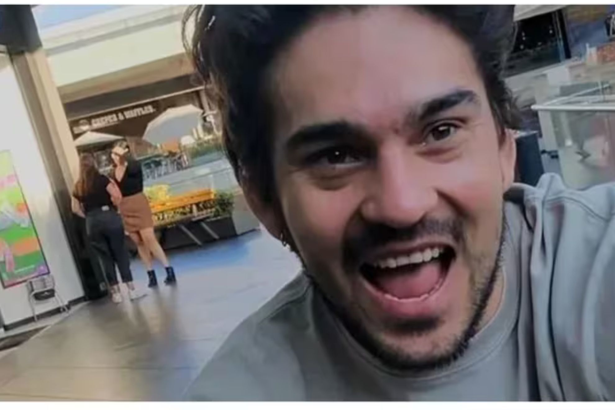 ¿Quién es James Hollcroft, el actor de Televisa que fue encontrado sin ...