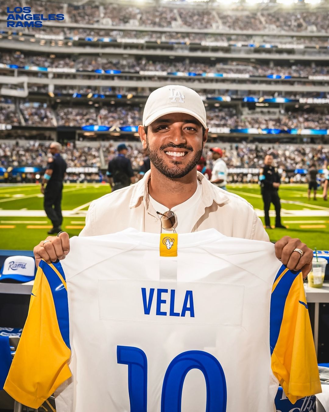 Carlos Vela no 'aparece' en el LAFC, pero en la NFL es "El Rey" | MARCA ...