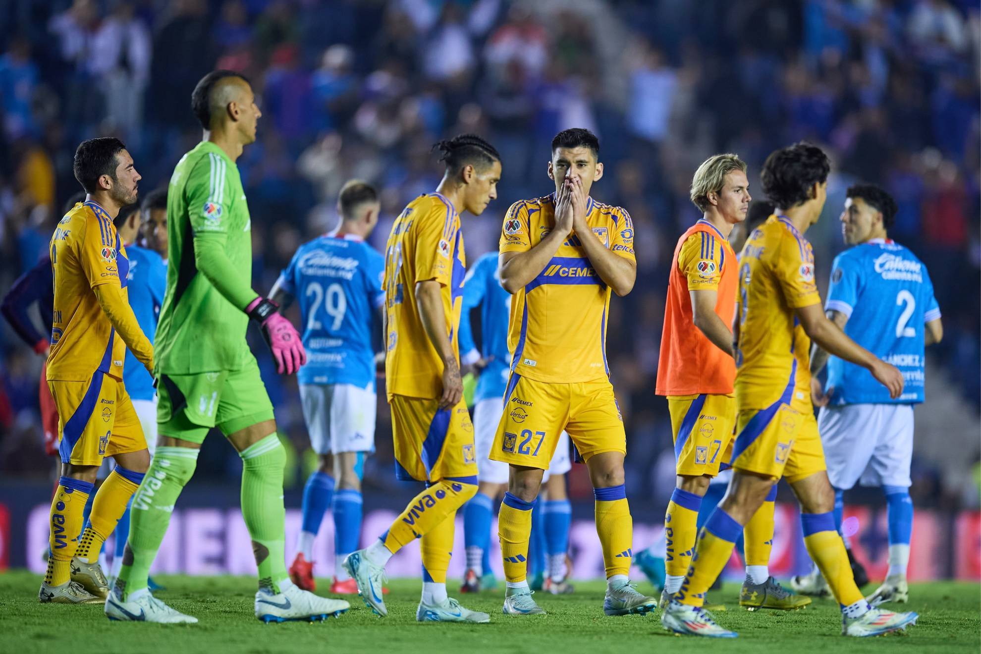 Cruz Azul - Tigres: Goles y Resumen Cruz Azul vs Tigres: Anselmi y La ...