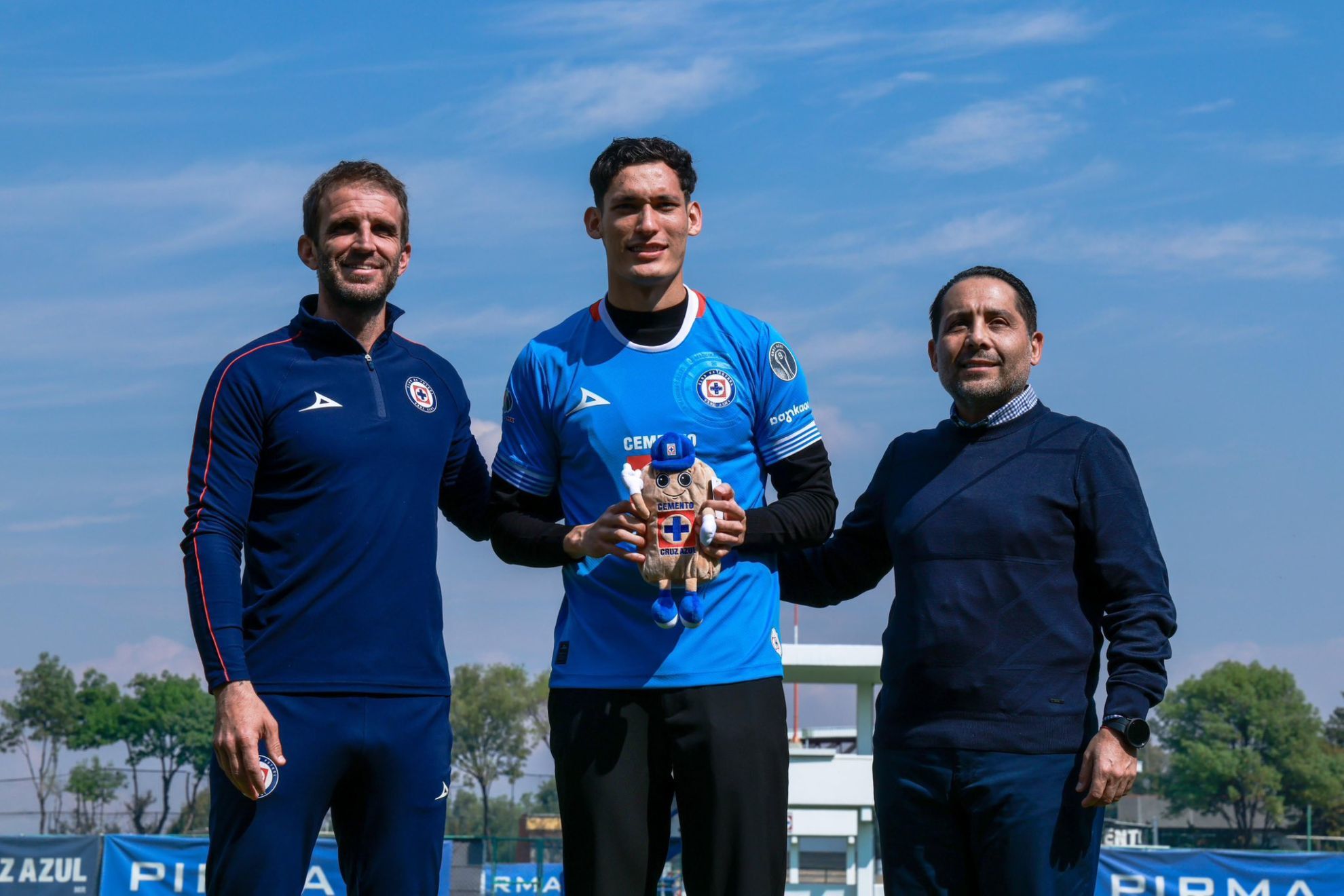 Liga MX 2025: Orozco Chiquete manda mensaje a Chivas en presentación con Cruz Azul: "Necesitaba ...