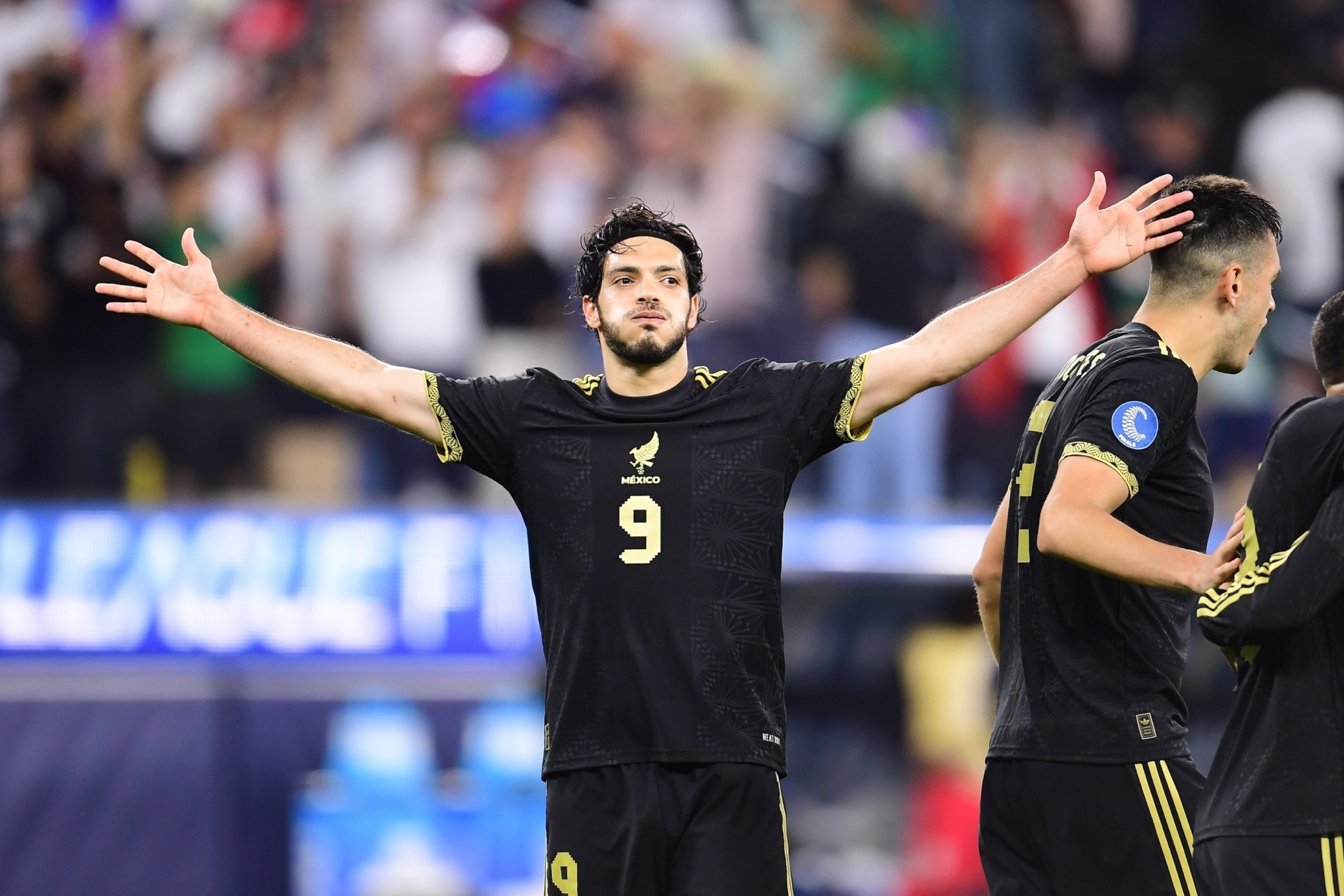 Chicharito le manda mensaje a Raúl Jiménez por récord de goleo en Selección Mexicana | MARCA México