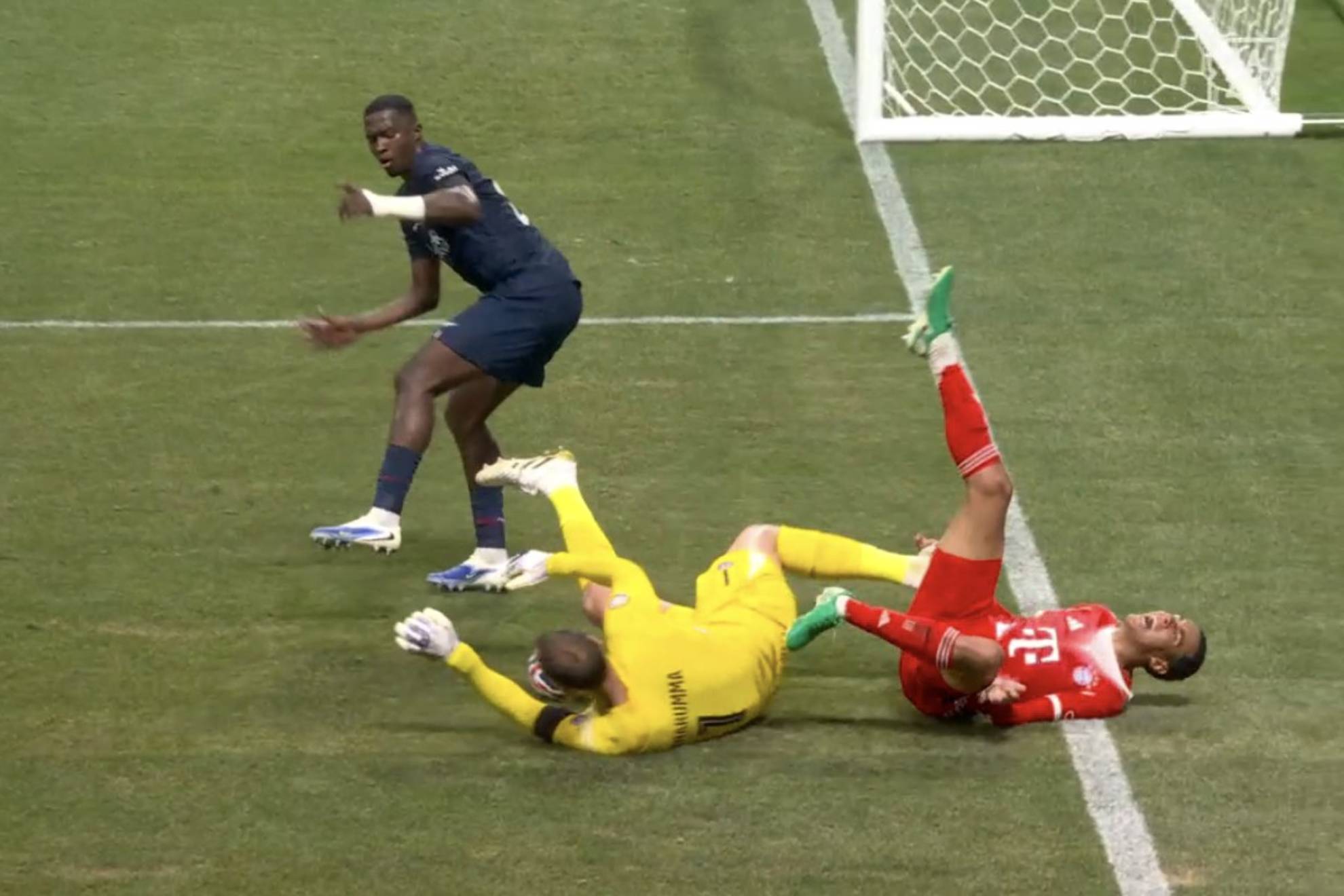 Jamal Musiala deja escalofriante imagen al romperse la pierna en ...